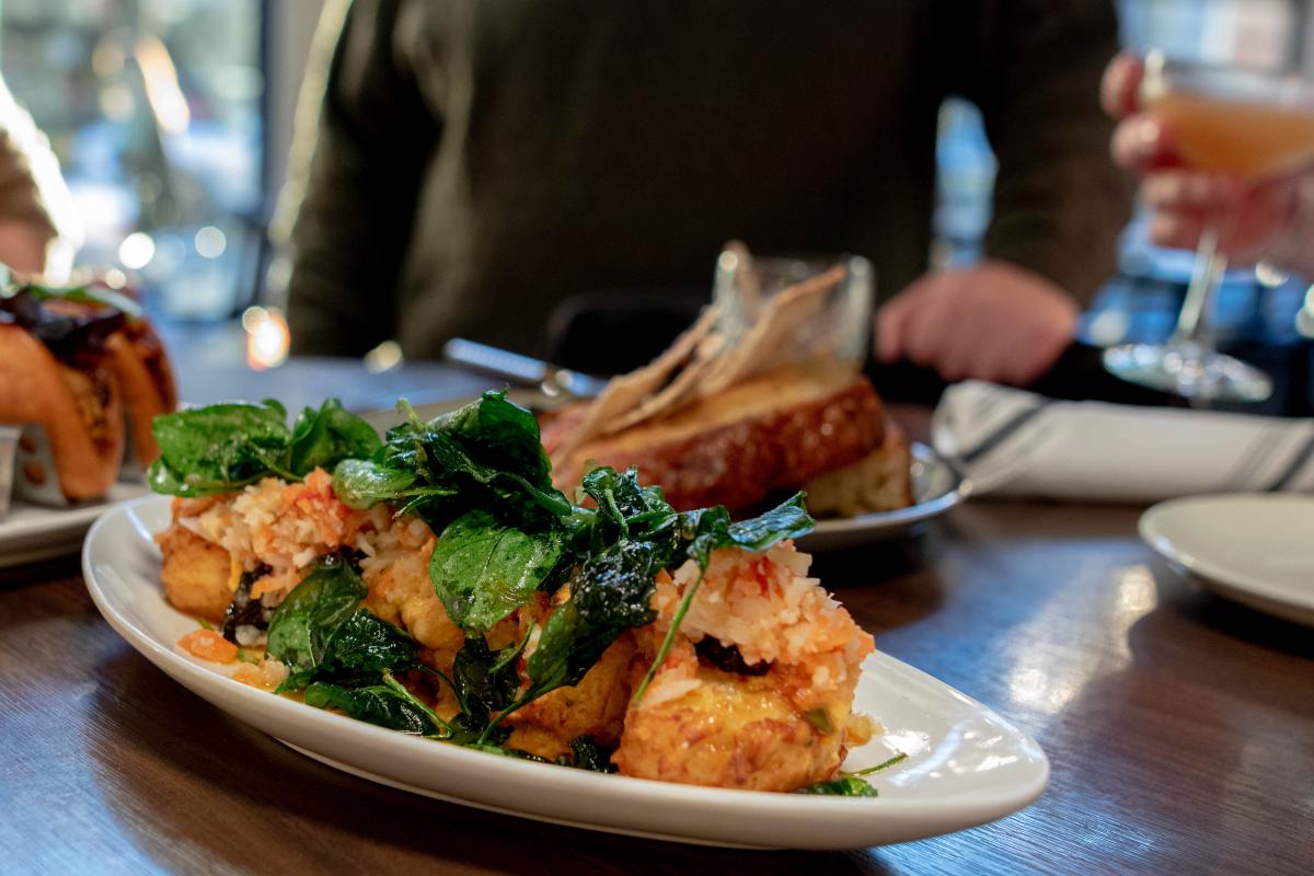Kounter Rock Hill | Farm‑to‑Table Dining & History